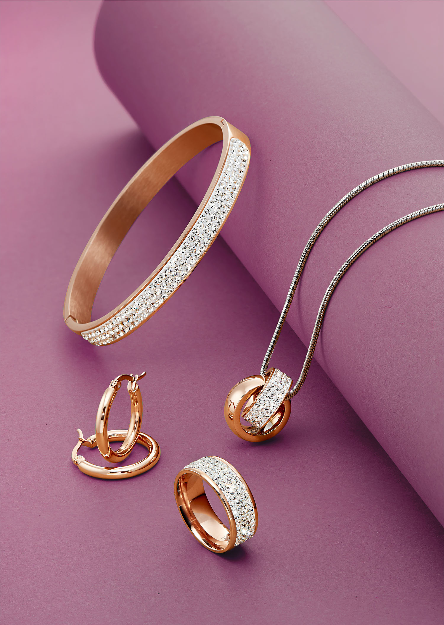 Schmuckfotografie in Perfektion – hochwertig & präzise